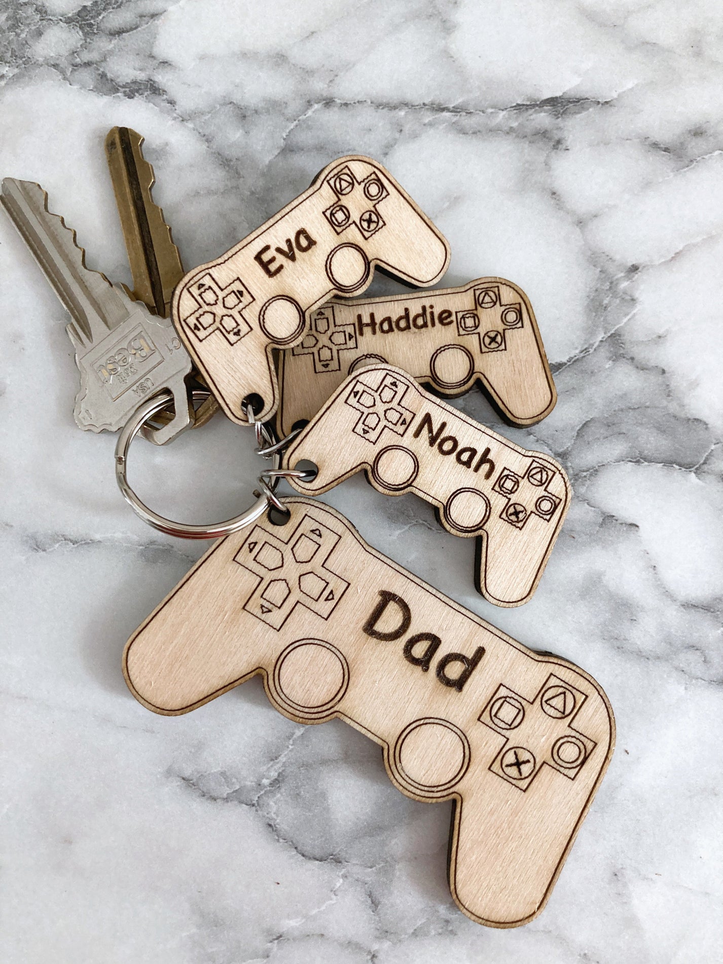 Personalized Video Game Controller Keychain for a Father's Day or Birt ...